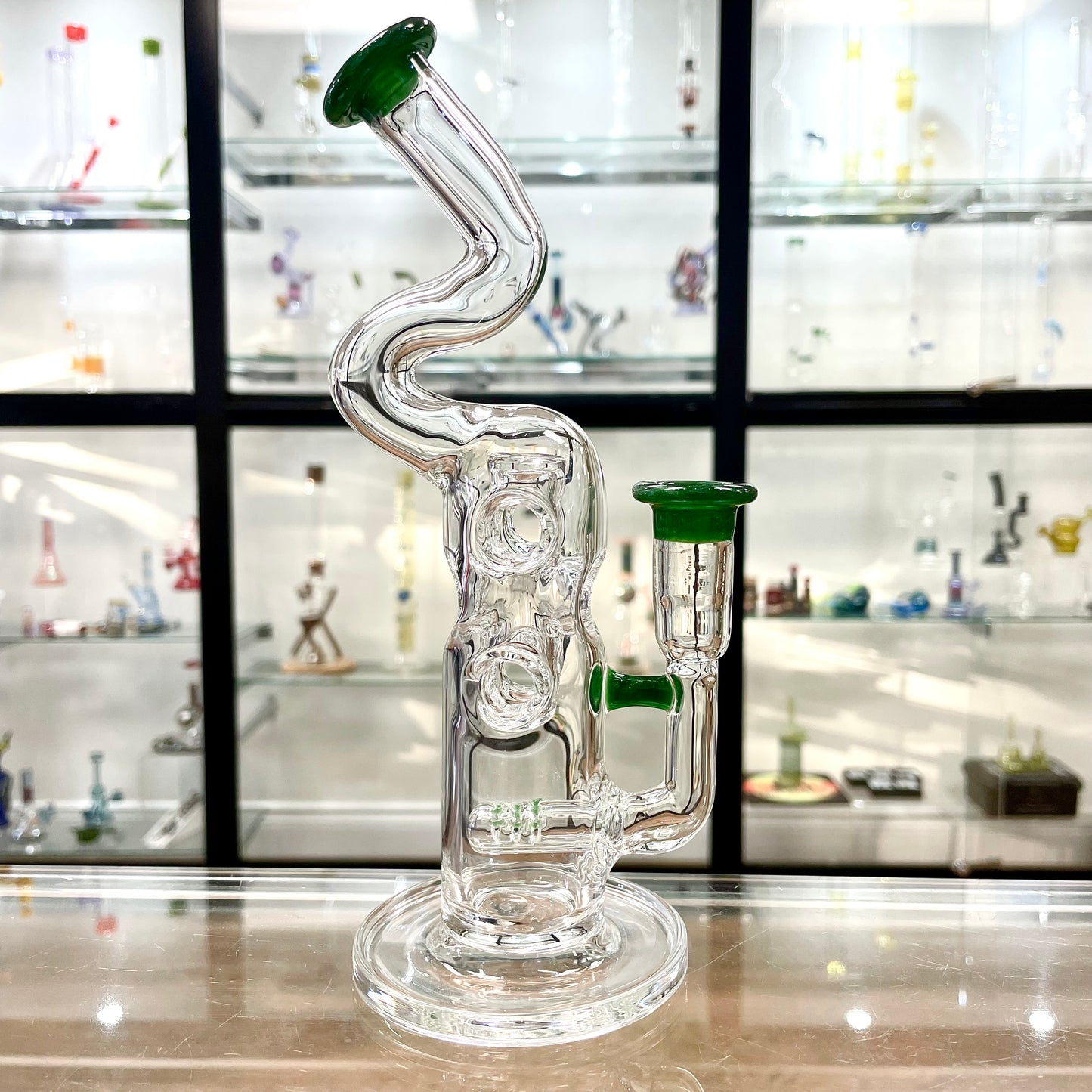 Mimzy Colour Accented Fab Rig w/ Bent Neck - 14mm – glassology